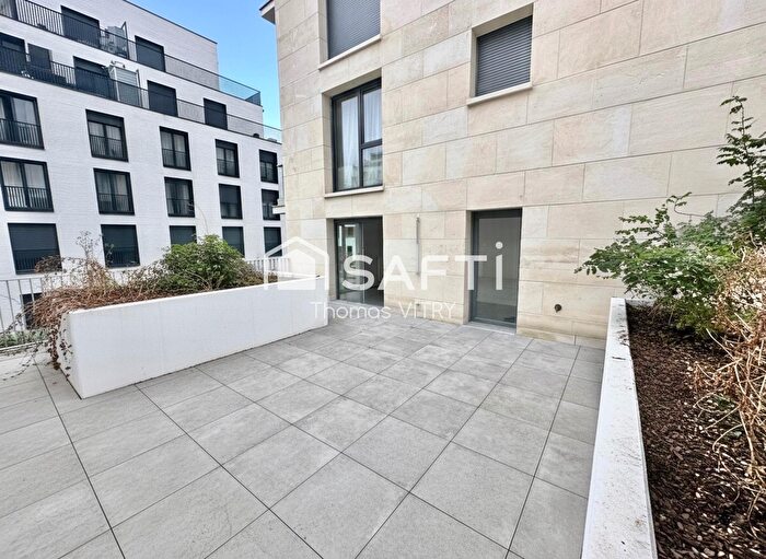 Appartement à vendre - Bondy, Le Saule Blanc - 4 pièces - 3 chambres