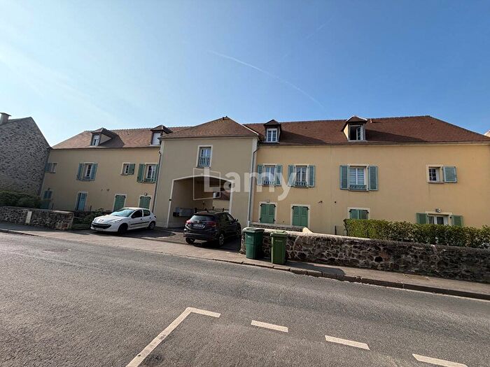Appartement à louer - Thiers-sur-Thève - 4 pièces - 3 chambres