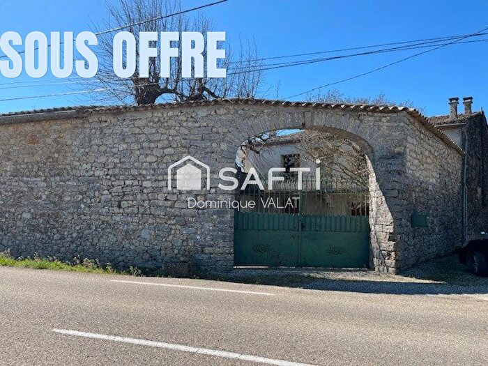 Maison à vendre - Saint-Jean-de-Crieulon - 10 pièces - 6 chambres