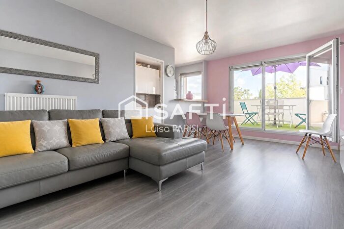 Poissy, La Coudraie : Appartement 5 pièces à vendre