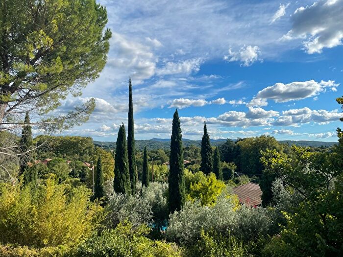 Maison à vendre - Aix-en-Provence, Pont de Beraud - 10 pièces - 5 chambres