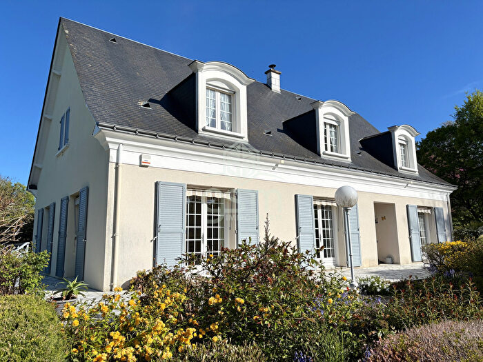 Maison à vendre - Sainte-Maure-de-Touraine - 7 pièces - 5 chambres