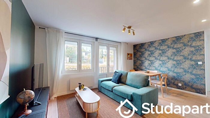 Appartement à louer - Village-Haut de Penoy-Les Cheminots, Vandoeuvre-Lès-Nancy - 1 pièce - 2 chambres