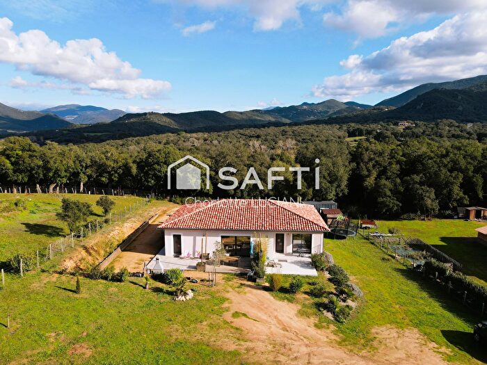 Maison à vendre - Sartène - 7 pièces - 4 chambres