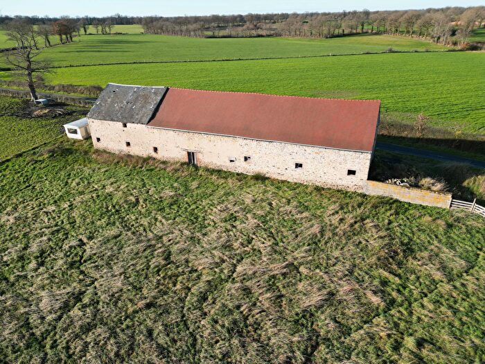 Maison à vendre - Saint-Léger-Magnazeix - 6 pièces