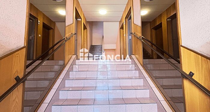 Appartement à vendre - Saint-Étienne, La Terrasse, Bel Air, Bergson, Carnot - 4 pièces - 2 chambres