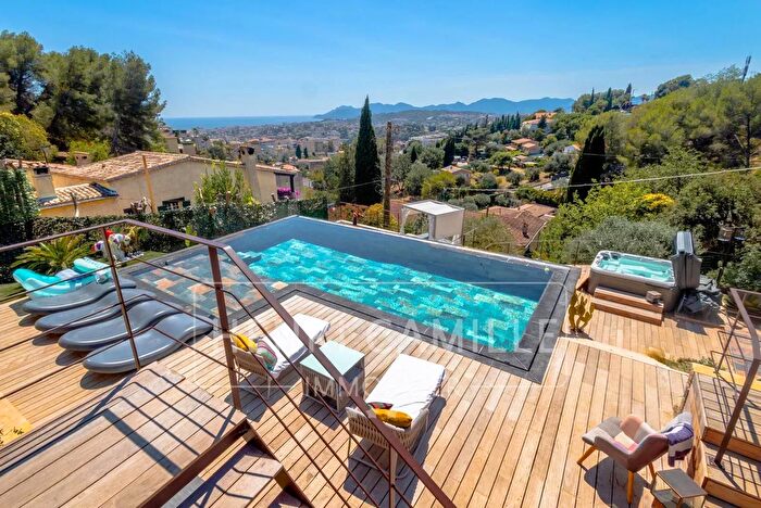 Maison à vendre - Le Cannet, Haut Cannet - 7 pièces - 5 chambres