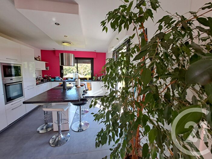 Maison à vendre - Saint-Sébastien-sur-Loire, Est - 6 pièces - 5 chambres