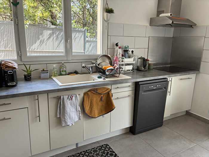 Alès : Maison 5 pièces à louer