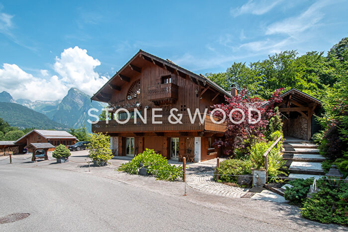 Maison à vendre - Morillon - 11 pièces - 8 chambres