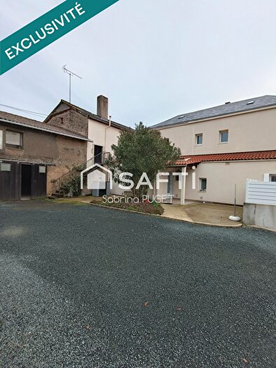 Maison à vendre - Chantonnay - 9 pièces - 7 chambres