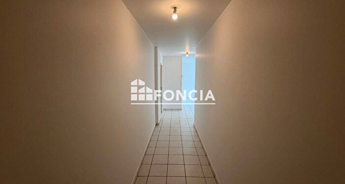 Centre Urbain-Coquibus, Évry-Courcouronnes - Appartement 3 pièces à louer