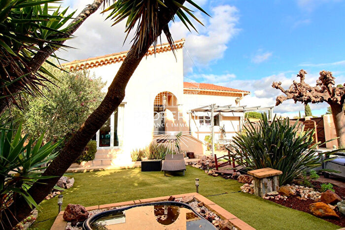 Maison à vendre - La Londe-les-Maures, Château de La Décelle, Les Soleïades, Val Bosquet, Les Hauts de La Décelle - 5 pièces - 3 chambres