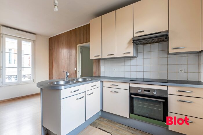 Appartement à louer - Quartiers Centre, Thabor, Oberthür - 2 pièces - 1 chambre