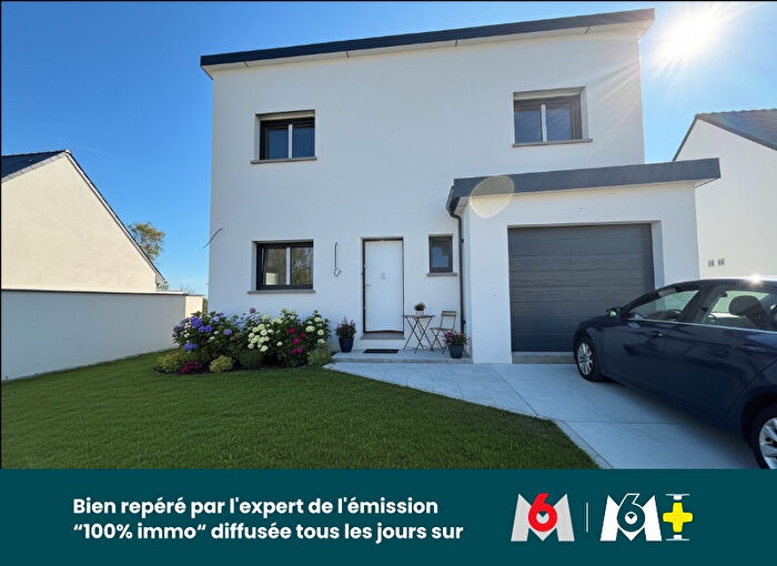 Maison à vendre - Plonéour-Lanvern - 5 pièces - 3 chambres