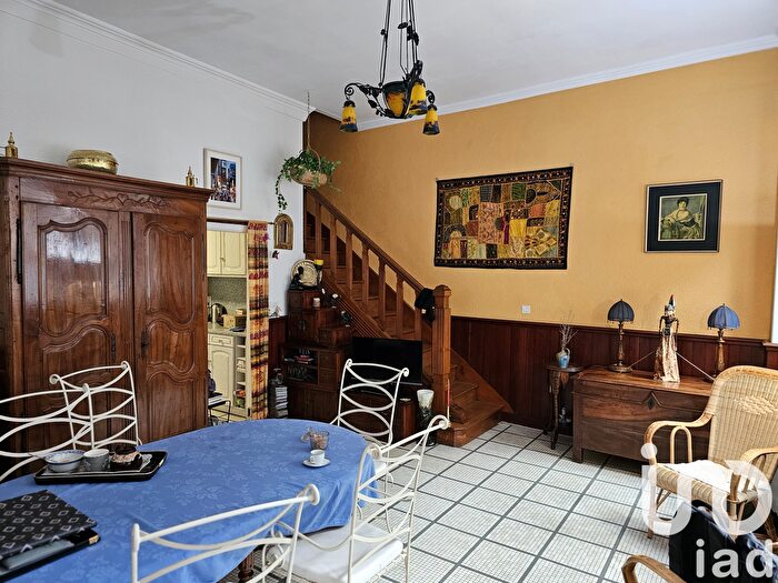 Maison à vendre - Mauriac - 5 pièces - 3 chambres