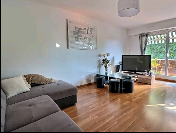 L'Étang-la-Ville - Appartement 3 pièces à louer
