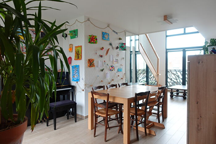 Maison à vendre - Nanterre, Chemin de lîle - 5 pièces - 4 chambres