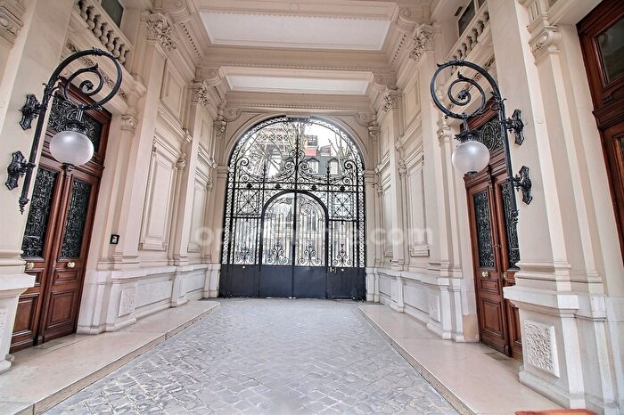 Appartement à vendre - Paris e , Champ de Mars - 4 pièces - 2 chambres