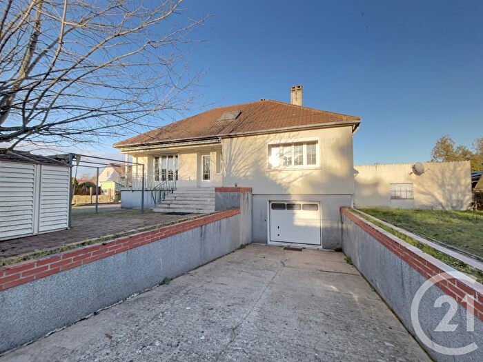 Maisons à vendre et appartements à louer - 3