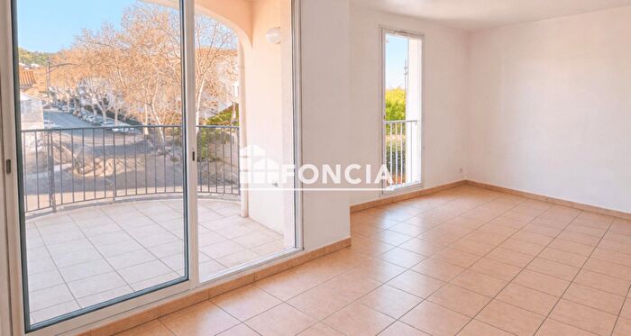 Appartement à vendre - Hyères, Pyanet - 2 pièces - 1 chambre
