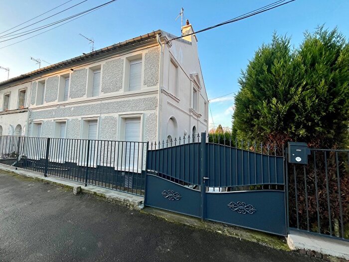 Maison à vendre - Valenciennes - 5 pièces - 3 chambres