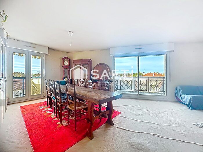 Appartement à vendre - Bry-sur-Marne, Centre-ville, Gare - 5 pièces - 3 chambres