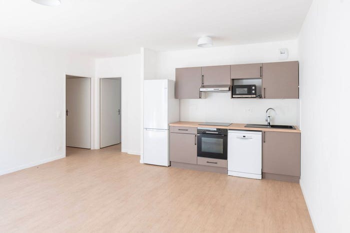 Appartement 3 pièces à louer à Plateau-Grèves-Europe-Gare du Stade-Fossés Jean, Colombes