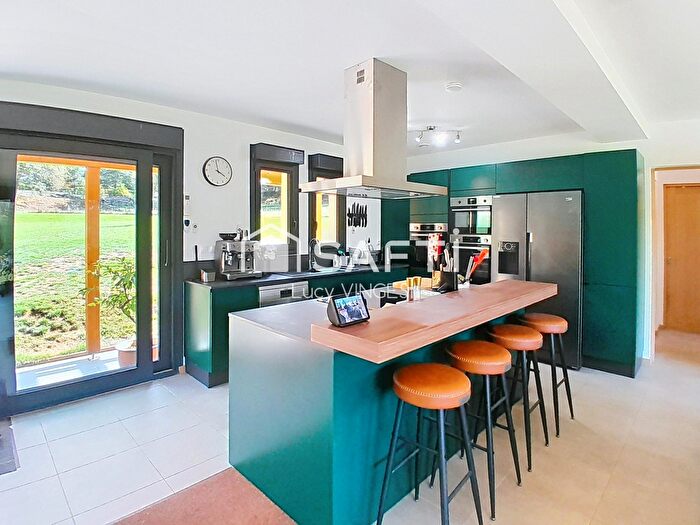 Maison 6 pièces à vendre à Montcléra
