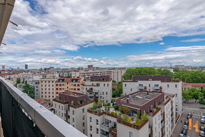 Appartement à louer - Lyon e , Gerland - 4 pièces - 3 chambres
