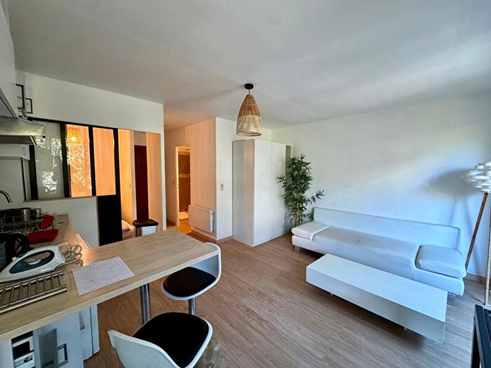 Sète, La Gare - Appartement 1 pièce à louer
