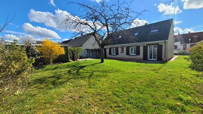 Maison à vendre - Saint-Jean-de-Braye, Centre-ville - 5 pièces - 4 chambres