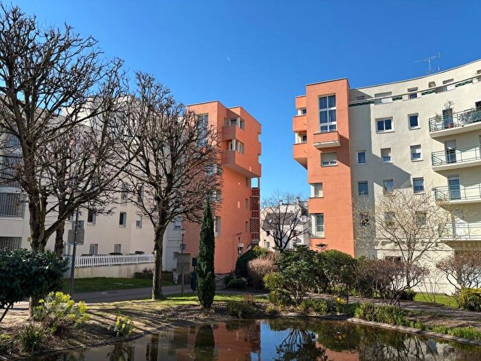 Appartement à vendre - Eaubonne - 5 pièces - 4 chambres