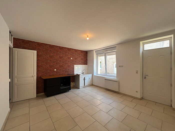 Maison 3 pièces à louer à Saint-Brice-Courcelles