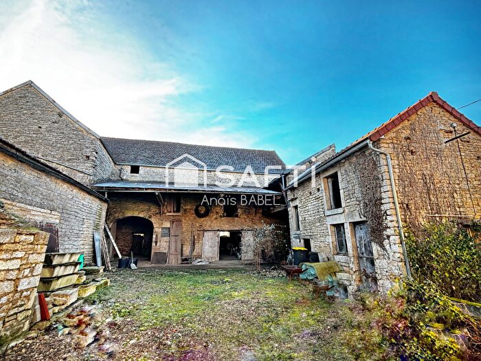 Maison à vendre - Cérilly - 5 pièces - 3 chambres