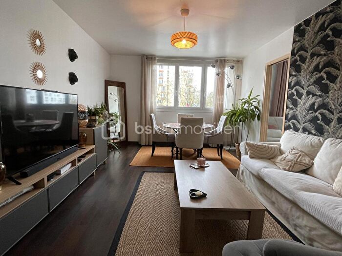 Appartement à vendre - Beauvais, Argentine - 3 pièces - 2 chambres