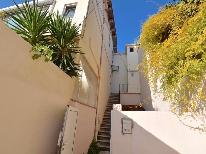 Appartement à vendre - Perpignan, Les Platanes - 8 pièces - 6 chambres