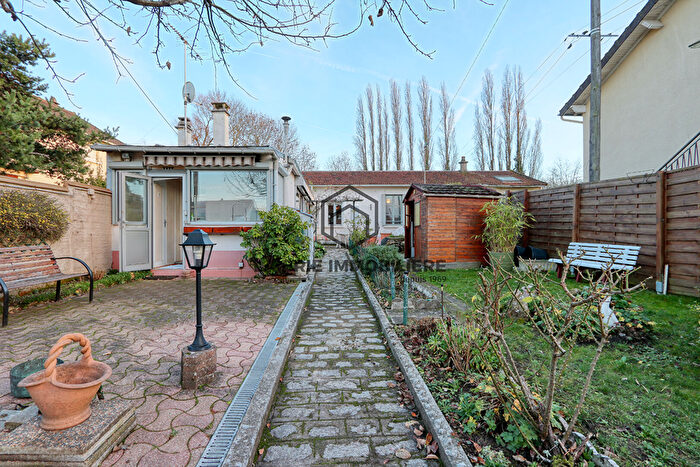 Maison à vendre - Villecresnes - 4 pièces - 2 chambres