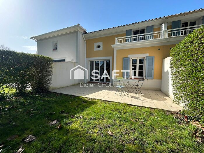 Maison à vendre - Coëx - 3 pièces - 2 chambres