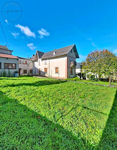 Maison à vendre - Lacaune - 20 pièces - 2 chambres