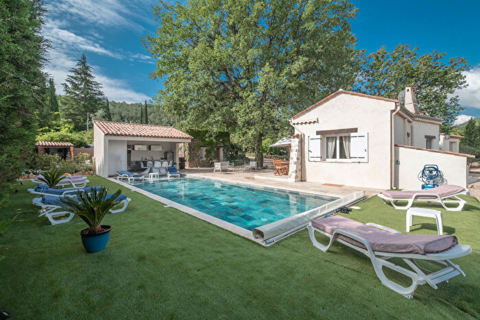 Maison 4 pièces à Figanières, à vendre