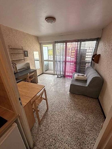 Appartement à louer - Centre Ville, Aix -en-Provence - 1 pièce