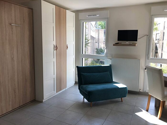 Fontainebleau : Appartement 1 pièce à louer