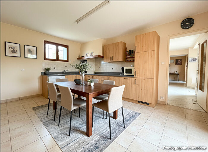 Maison à vendre - Saint-Jean-de-Moirans - 7 pièces - 5 chambres