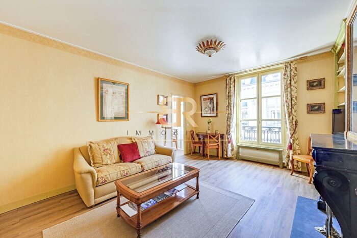 Paris 2ème, Gaillon, Vivienne : Appartement 2 pièces à vendre