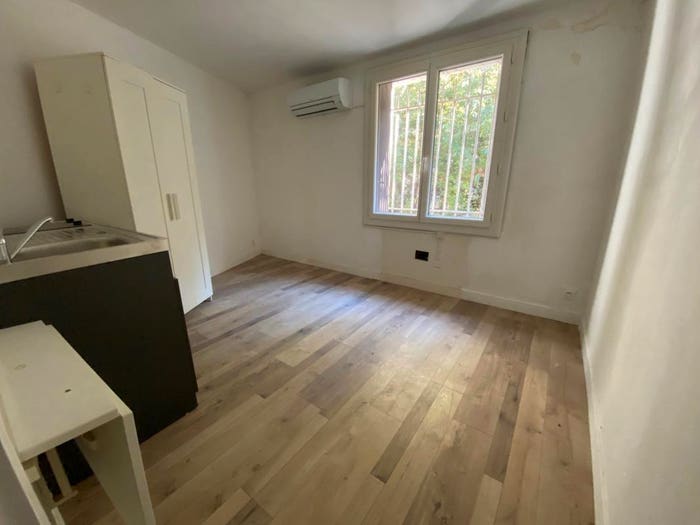 Appartement 1 pièce à vendre - Nîmes, Saint-Césaire