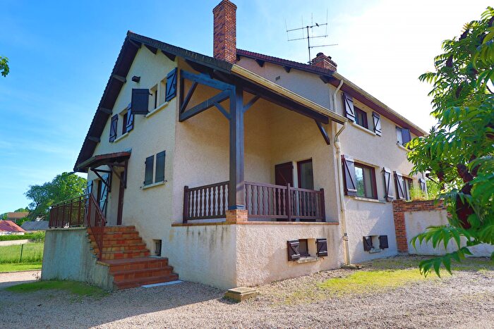 Maison à vendre - Pouilly-sur-Saône - 5 pièces - 4 chambres