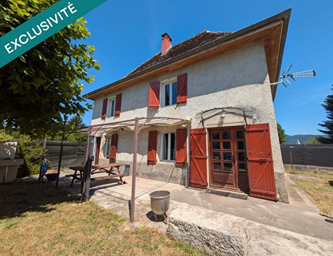 Les Avenières : Maison 5 pièces à vendre