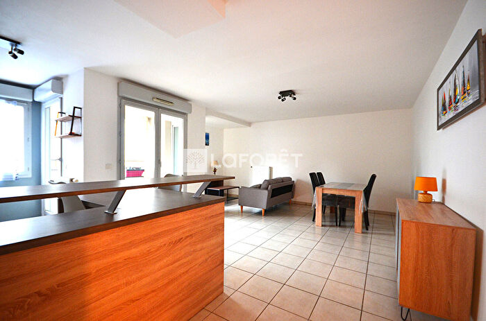 Appartement 3 pièces à Villeurbanne, Tonkin Sud, à louer
