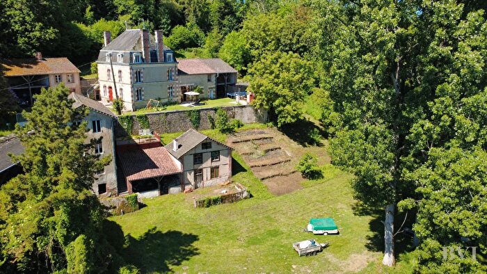Bussière-Poitevine - Maison 10 pièces à vendre